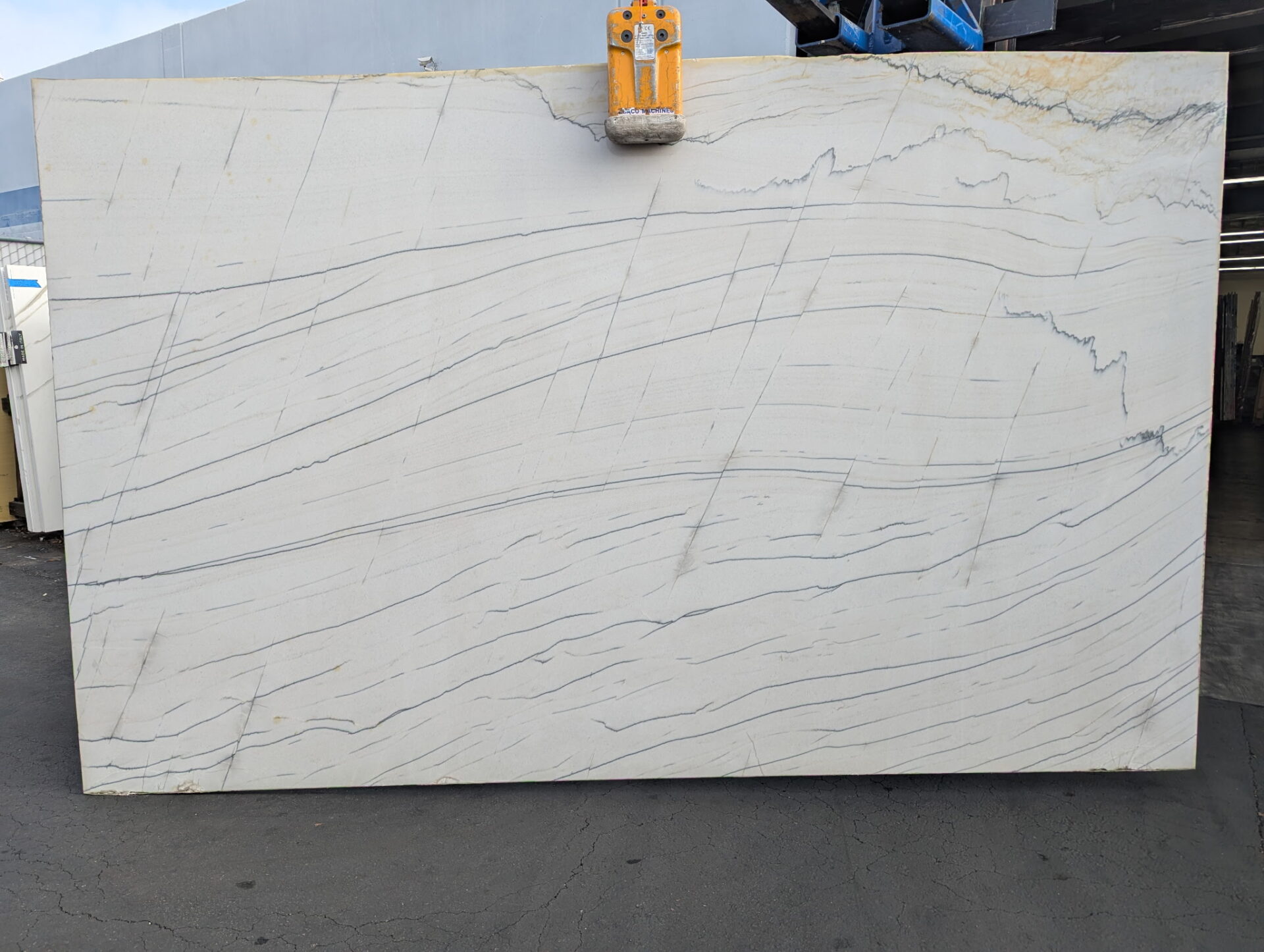 Luce Di Luna Quartzite - Marble Expo International
